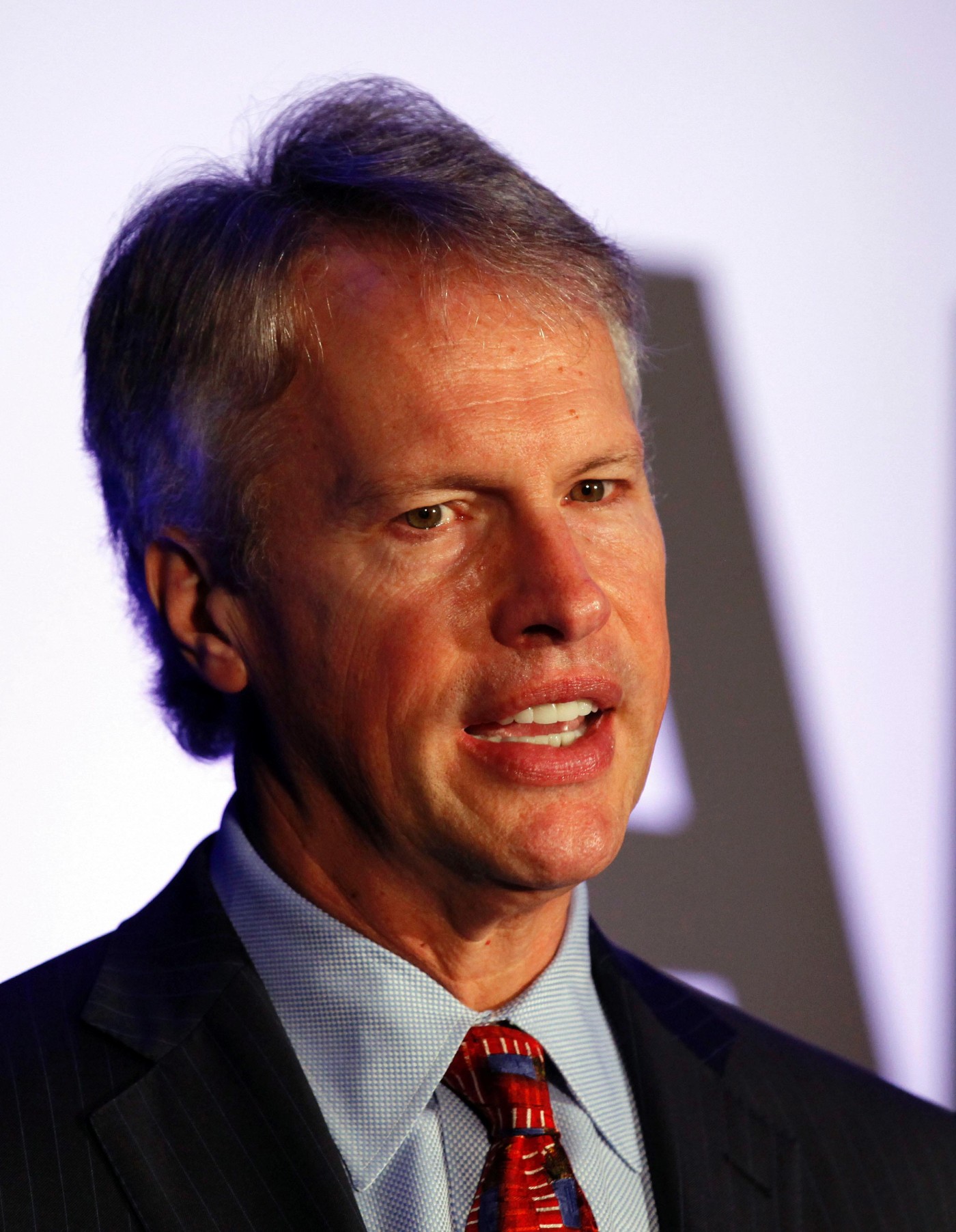 Gary Pruitt speaks at the Associated Press annual meeting in Washington