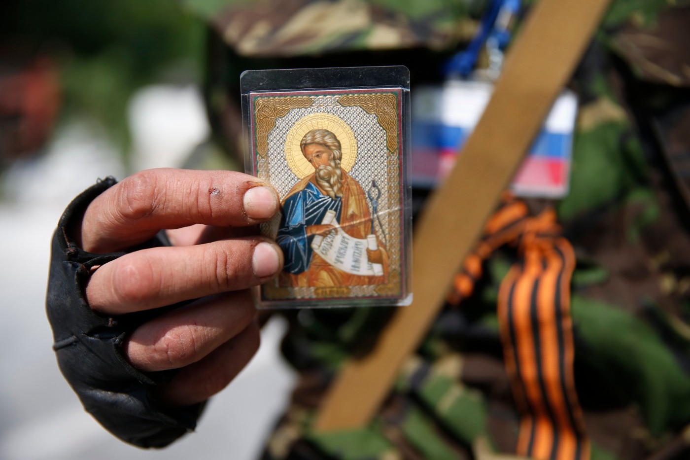 A member of a newly-formed pro-Russian armed group called the Russian ...