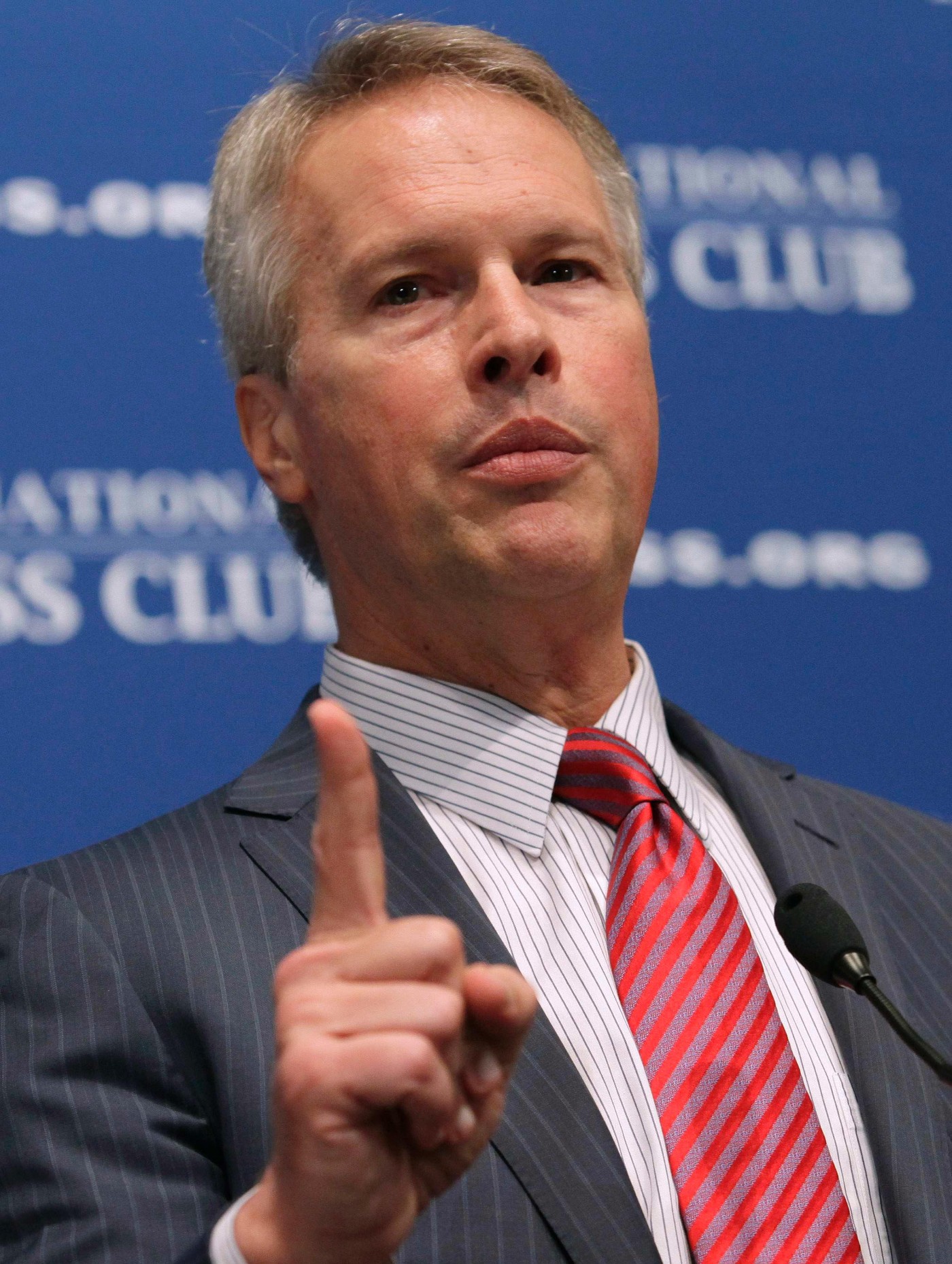 Associated Press President and CEO Gary Pruitt delivers a National ...